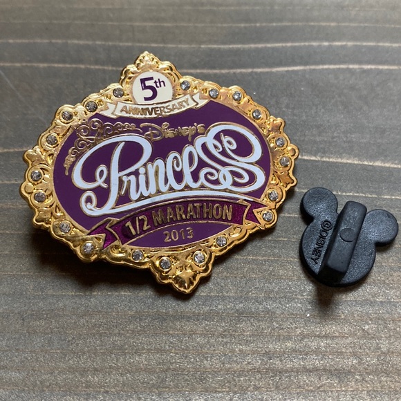 Accessories | Rundisney Princess Half Marathon Pin 213 5th Anniversary ...